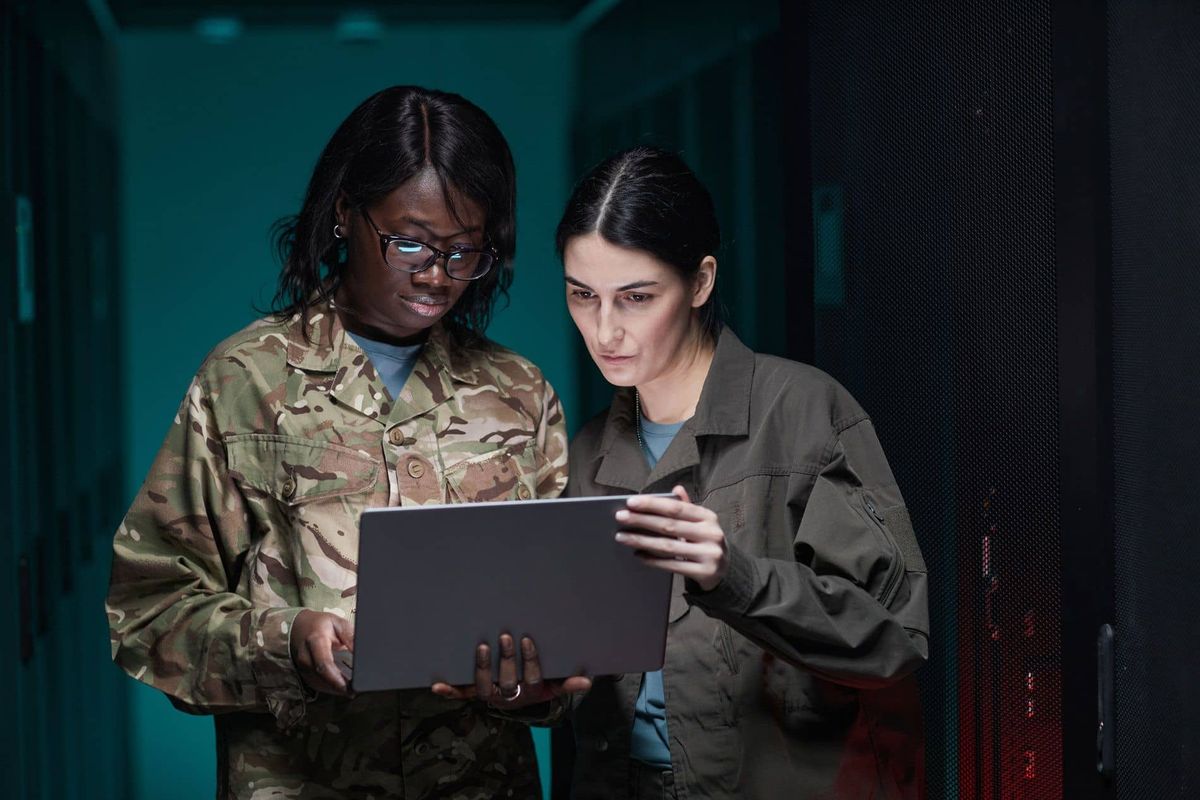 Delivering the Network Our Soldiers Deserve - WWT