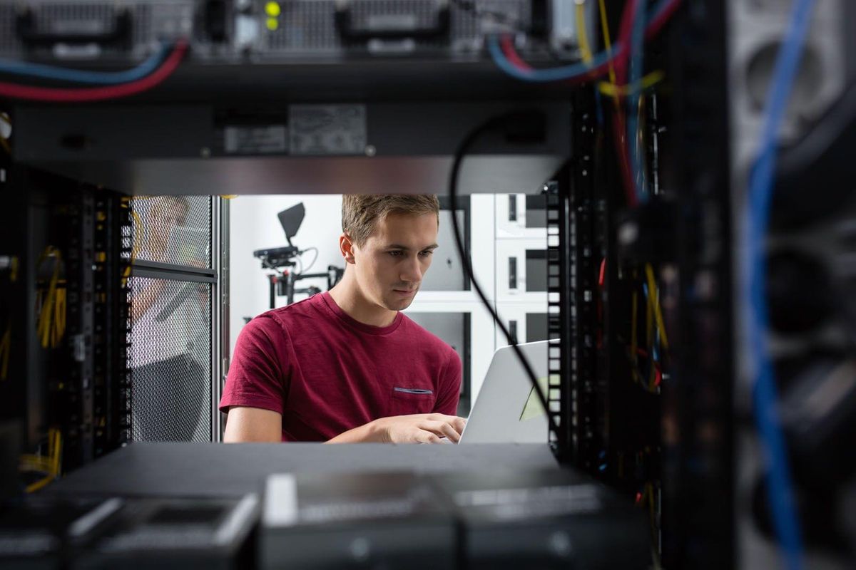 What Is Data Center Networking? - WWT