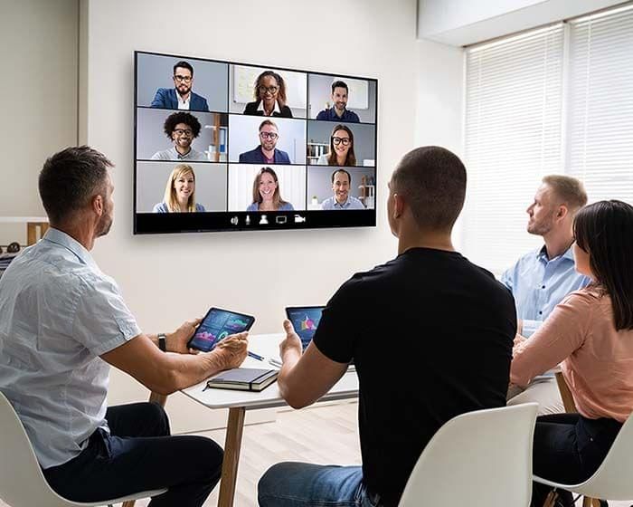 Preventing Proximity Bias in the Hybrid Workplace - WWT Preventing Proximity Bias in the Hybrid Workplace - WWT